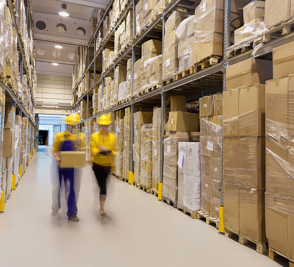 Five Tips to Prepare Your Warehouse for the Holidays | Tennant Blog