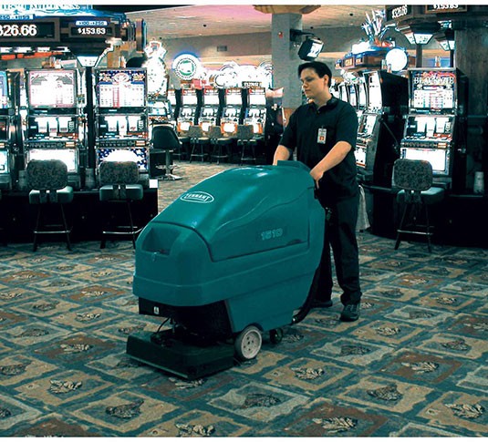 1510 Walk-Behind Carpet Extractor | Tennant Company