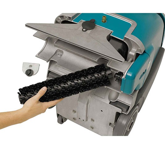 E5 Compact Low-Profile Carpet Extractor | Tennant Company