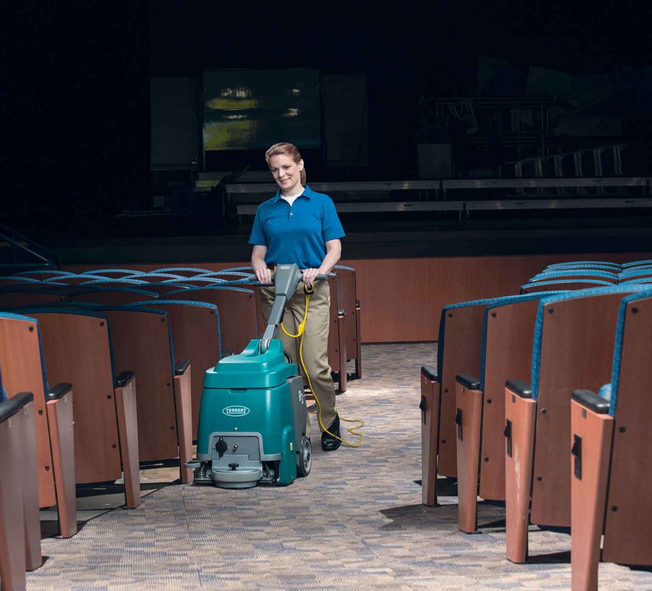 R3 Compact Carpet Extractor | Tennant Company