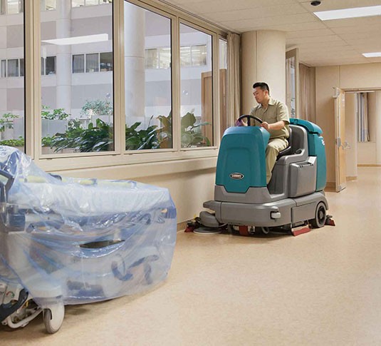 T12 Compact Battery Ride-On Floor Scrubber-Dryer | Tennant Company