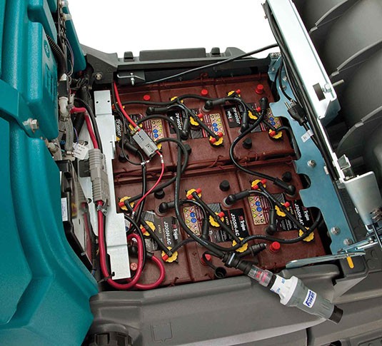 T12 Compact Battery Ride-On Floor Scrubber-Dryer | Tennant Company
