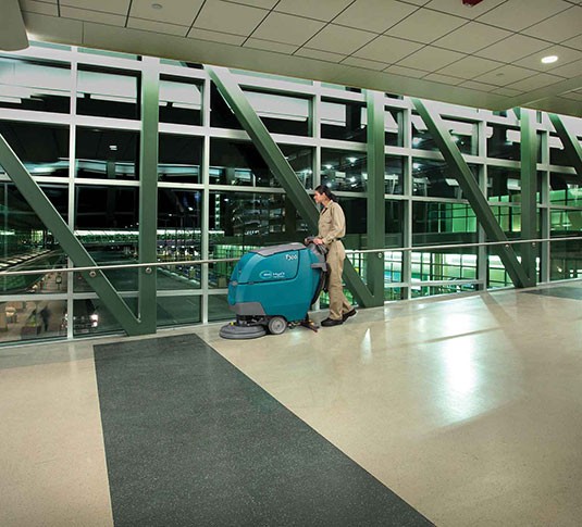 T300e Walk-Behind Floor Scrubber | Tennant Company