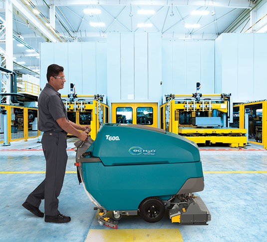 T600e Walk-Behind Floor Scrubbers | Tennant Company