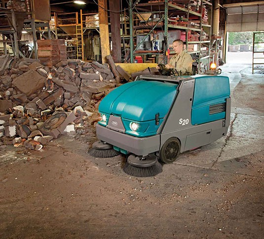 S20 Compact Ride-On Sweeper | Tennant Company