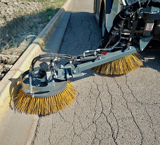 Z50 Citadel Outdoor Sweeper | Tennant Company