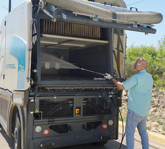 Z50 Citadel Outdoor Sweeper | Tennant Company