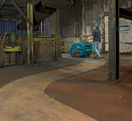 S10 Walk-Behind Sweeper | Tennant Company