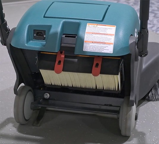 S6 Walk-Behind Battery Sweeper | Tennant Company